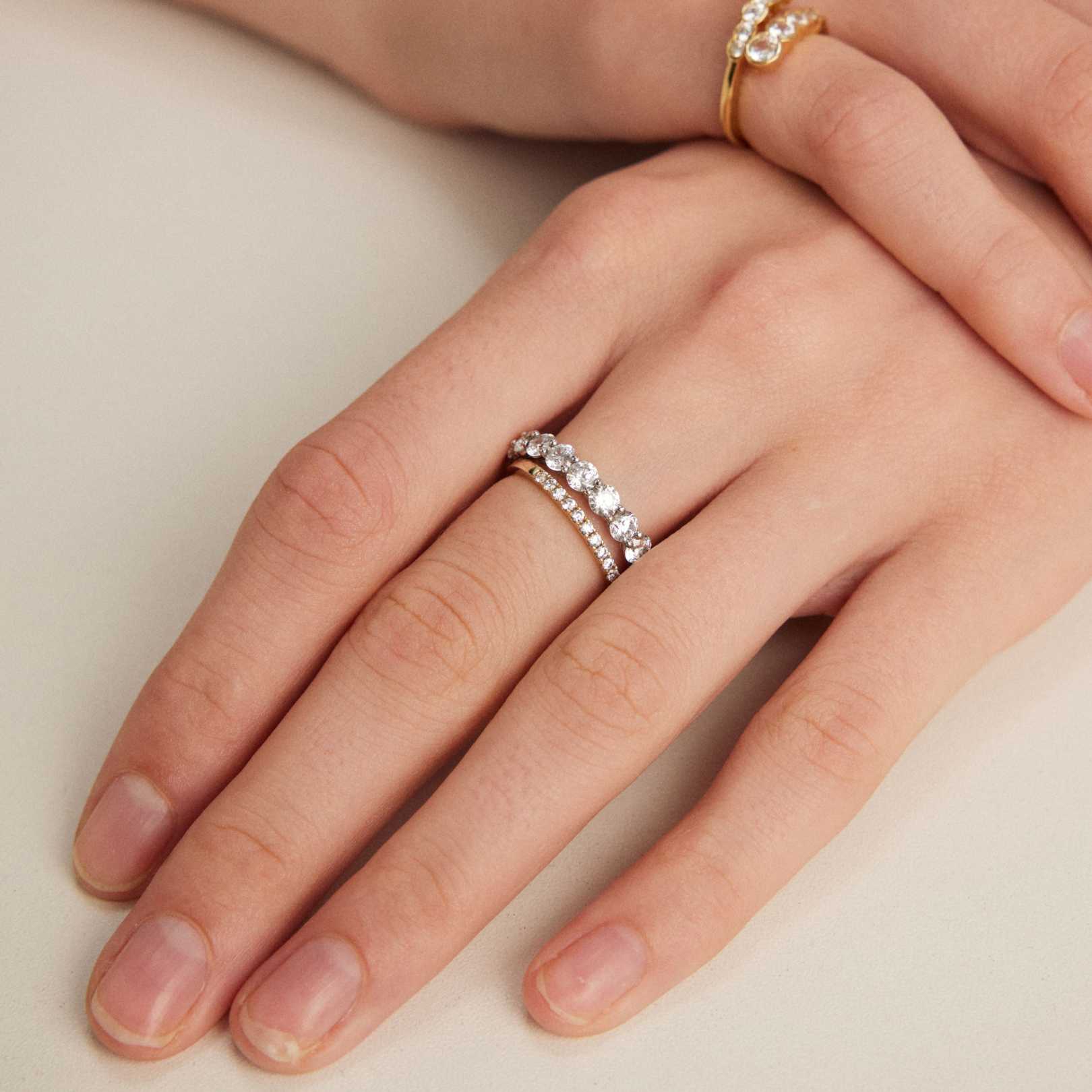 Amara Ring – Fedoma